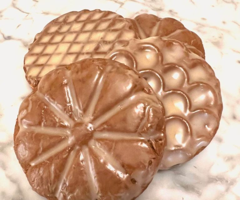 A Kolaski Cookie Recipe to Make Your Leftover Jam Sing - Eat Dessert First